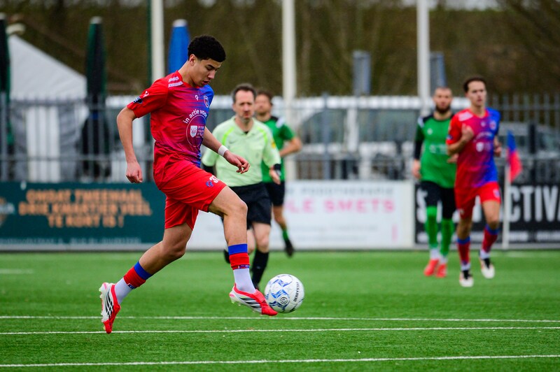 Periodes voor het grijpen, Kampong zoekt herstel en ‘streekderby’ voor ...