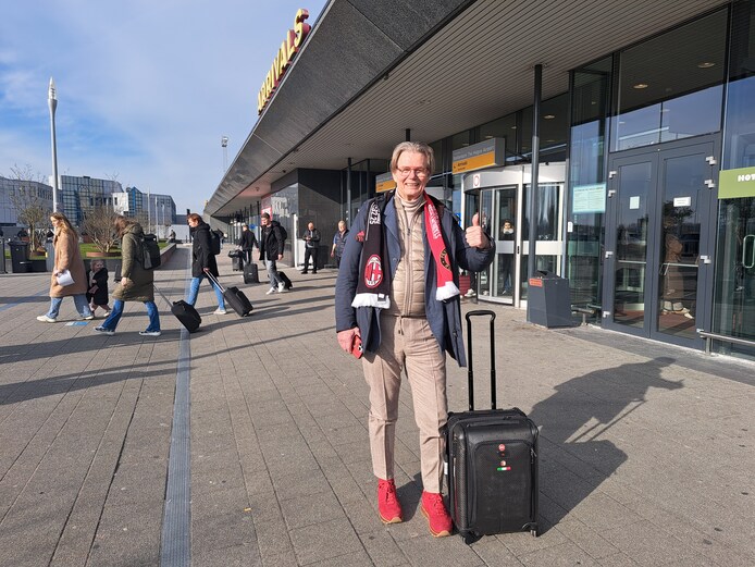 Feyenoord schrijft historie in San Siro en landt geruisloos in eigen ...