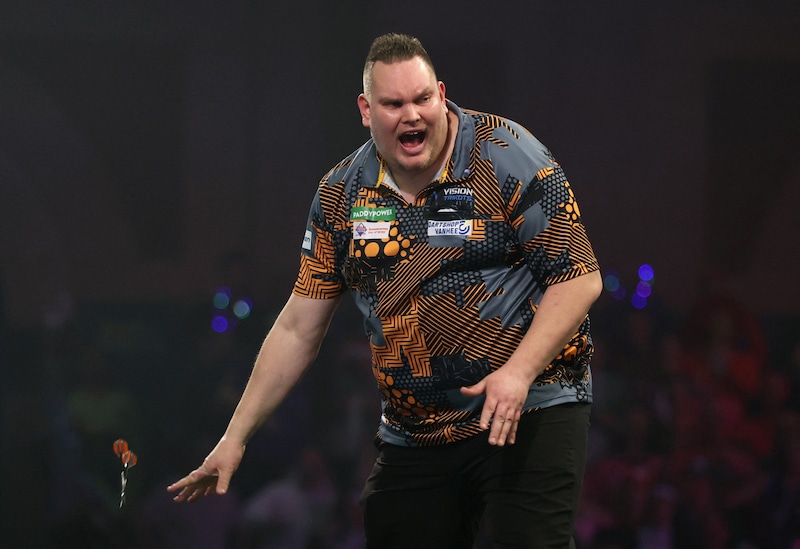 Stunt van jewelste: Wesley Plaisier schakelt met Gerwyn Price een van ...