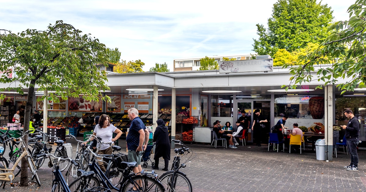 Eigenaren bakker en supermarkt tasten in het duister: ene explosief ging af, andere niet (waarom ...