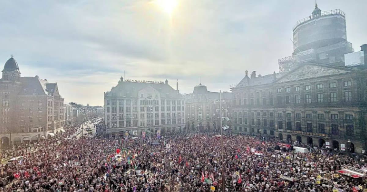 Duizenden demonstreren in Amsterdam tegen racisme en fascisme ...