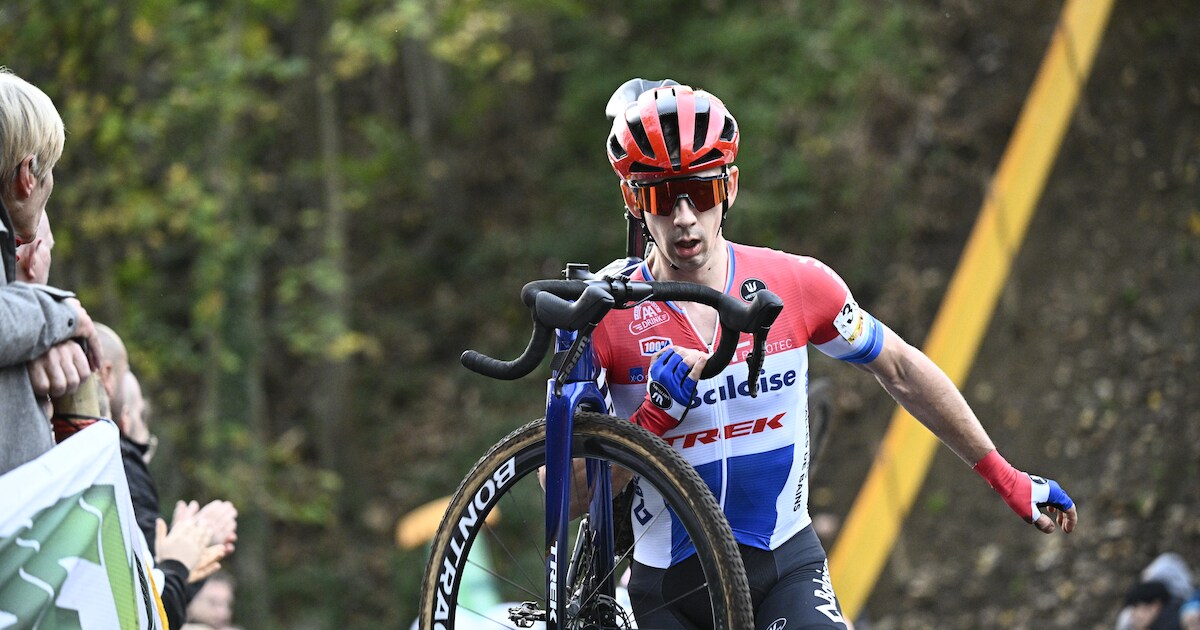 Lars van der Haar grijpt net naast zege in Superprestige-cross in Niel ...