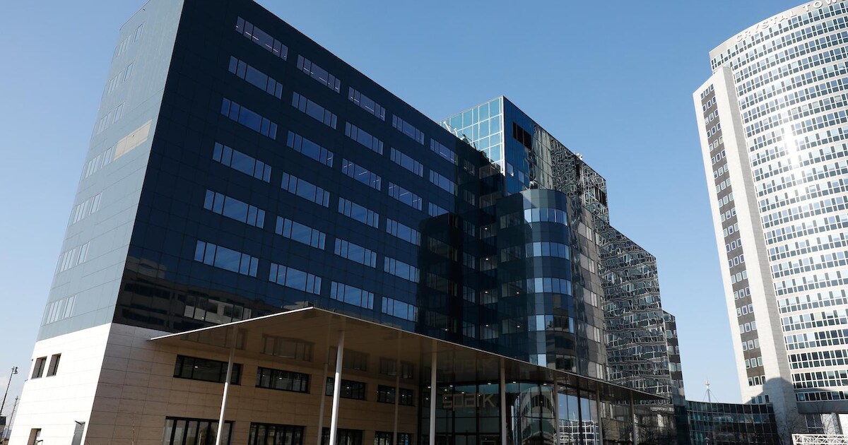 EMA-gebouw bereikt hoogste punt | Amsterdam | AD.nl