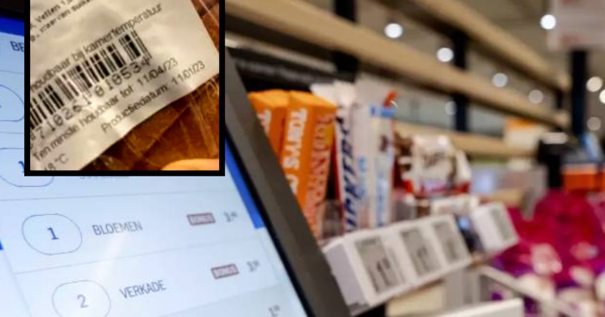 Als je in de AH bijna een product koopt dat over de datum is, geeft ...