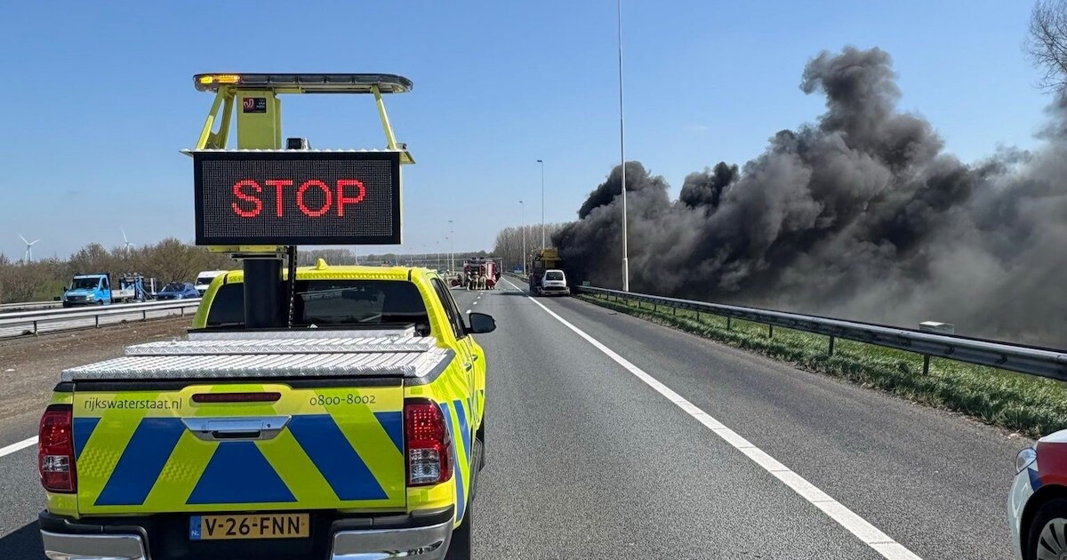 A27 bij Lexmond opnieuw dicht om weg en vangrails te herstellen; nu ...