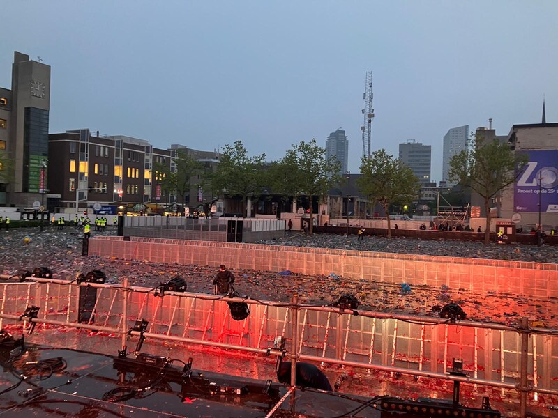 Bekijk hier de hoogtepunten van de huldiging van PSV in een feestelijk ...