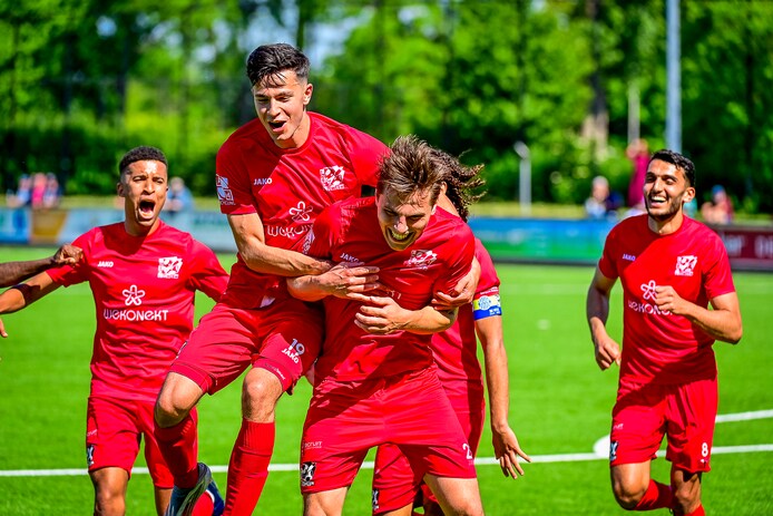 Dit is het programma van het amateurvoetbal in Rotterdam en omstreken ...