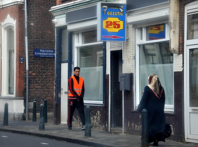 Coffeeshophouder 't Geeltje: Wat kan ik nog meer doen? | Dordrecht | AD.nl