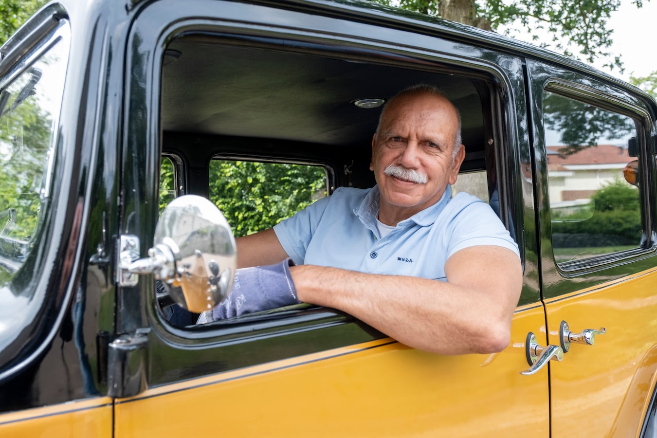 De Citroën Rosalie van Boet is al 93 jaar oud, maar toch rijdt hij er ...