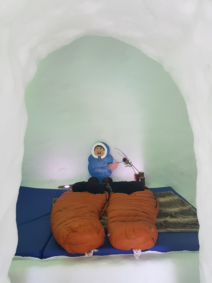 Op deze plek kun je na het après-skiën de avond en nacht doorbrengen in ...
