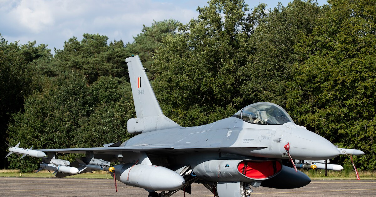 Drone gespot in buurt van Belgische militaire vliegbasis | Buitenland ...