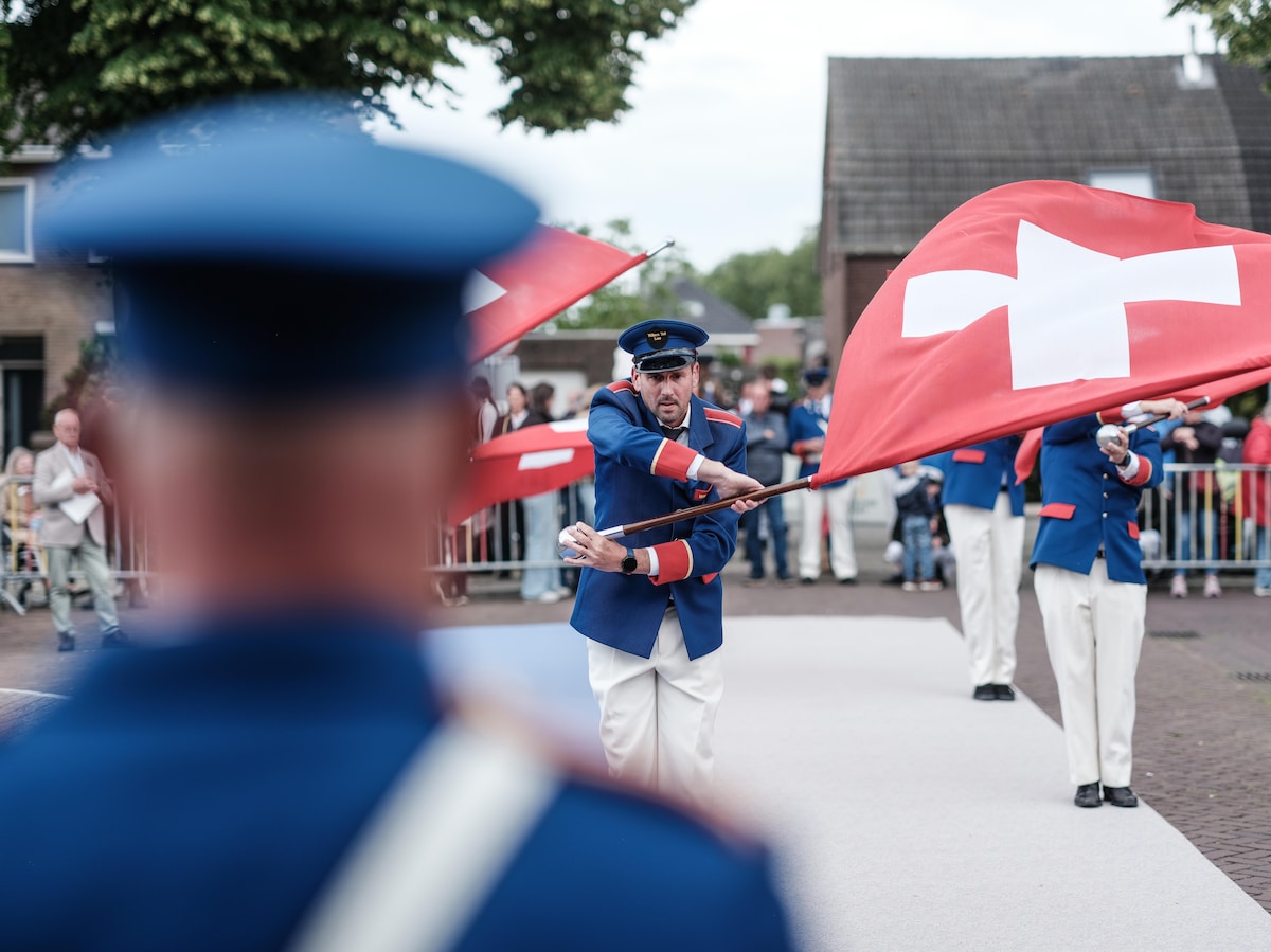 Wat vendelzwaaien is? Niet minder dan de viering van de overwinning op ...