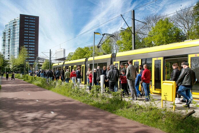 FC Utrecht fans kunnen voortaan met de tram naar de Galgenwaard ...