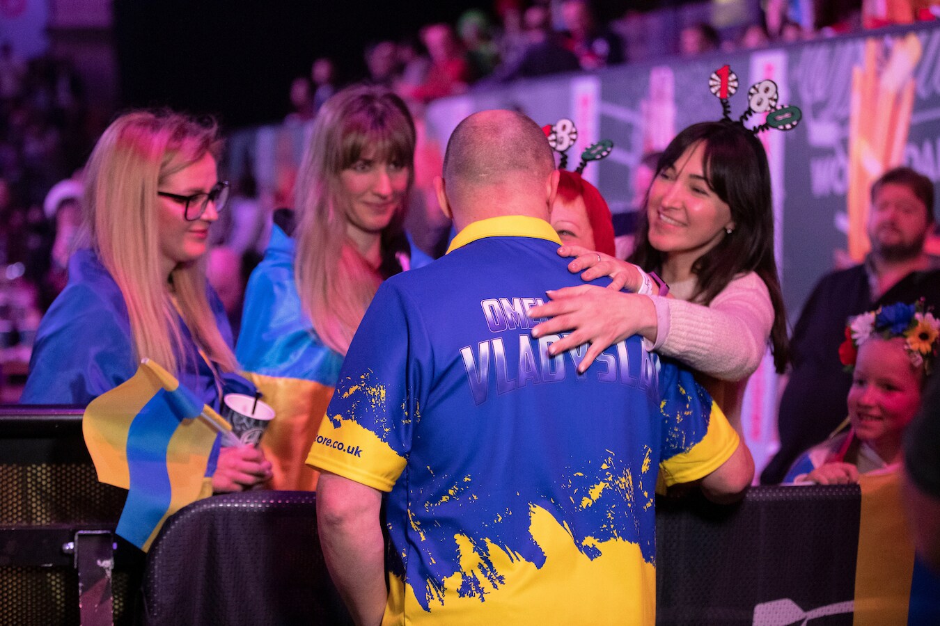 Oekraïense darter ‘superemotioneel' na historisch WK-debuut: ‘Ik had ...