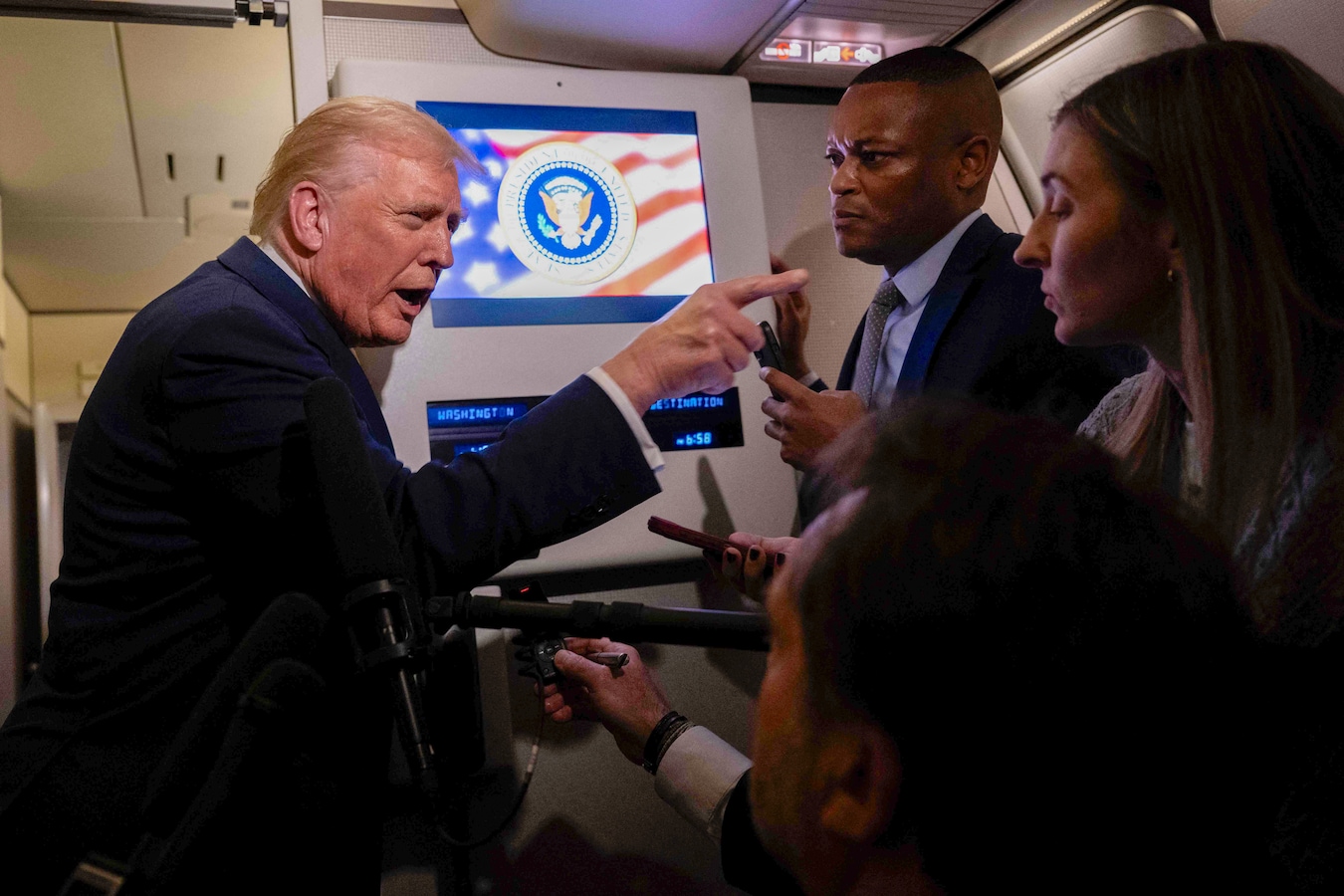 Ophef in VS, Trump haalt wéér uit naar journalisten: ‘Zwijg, biggetje ...