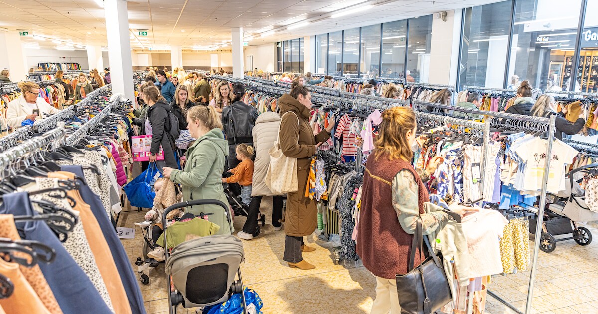 Run op merkkleding met korting in oude supermarkt Zwolle: ‘Het geeft ...