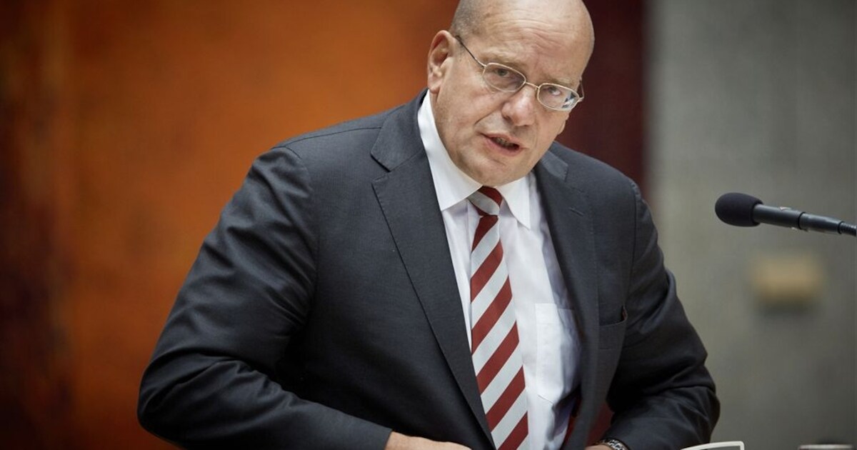 Fred Teeven aan de slag in de jeugdzorg | Nieuws | AD.nl