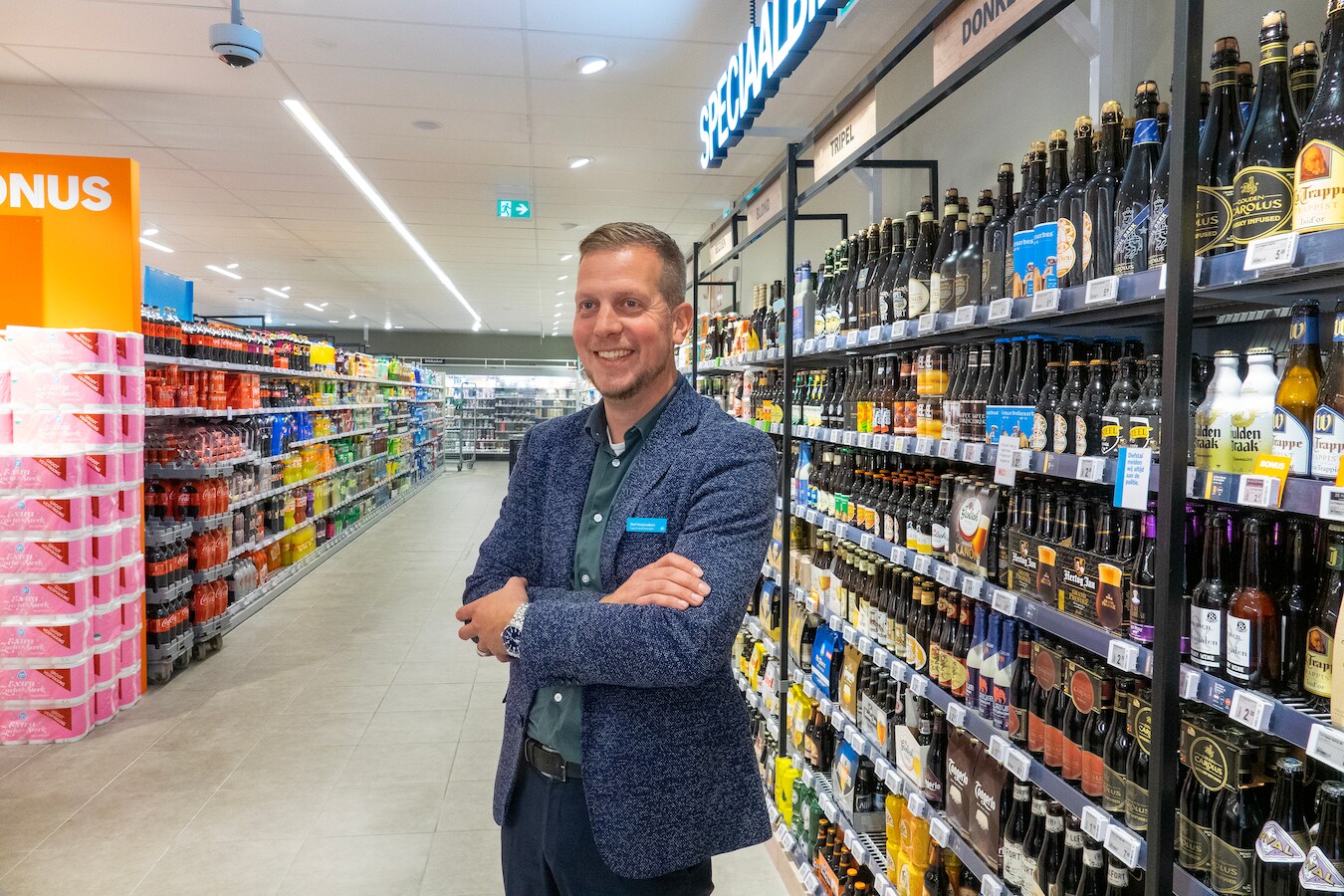 Plotseling staan er twee Albert Heijns op slechts 130 meter afstand ...