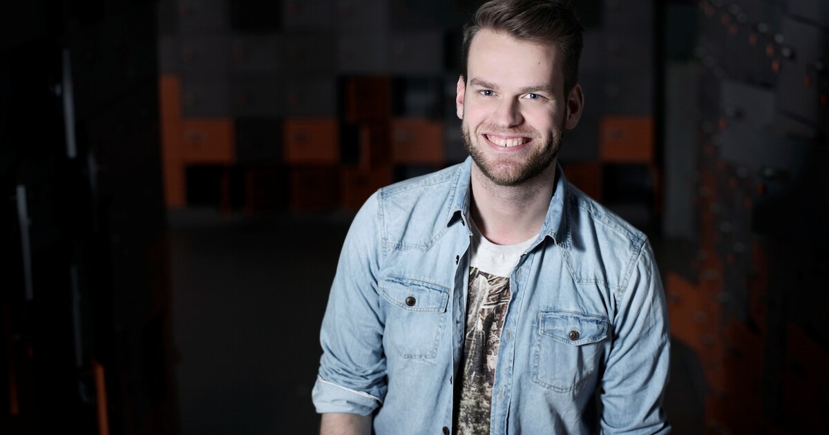 Singer-songwriter Bas Bons tevreden, maar niet 'door' | Amersfoort | AD.nl