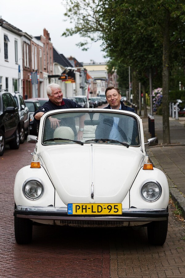 Oldtimerdag is weer helemaal terug met nieuw bestuur | Foto | AD.nl