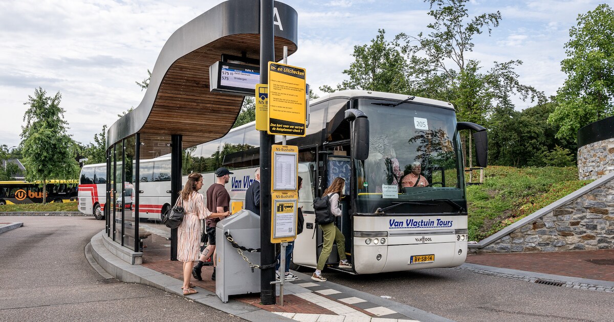 Korting op openbaar vervoer voor inwoners met laag inkomen in Zeist | Zeist | AD.nl