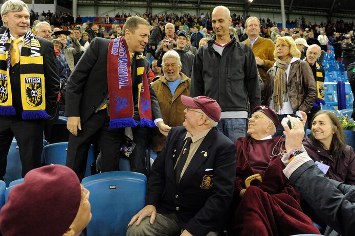 Verdriet in Engeland: geen Airborne-wedstrijd meer bij Vitesse | Arnhem ...