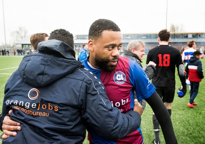 Hardste applaus tijdens kampioensduel klinkt voor Jendro Halman, die ...