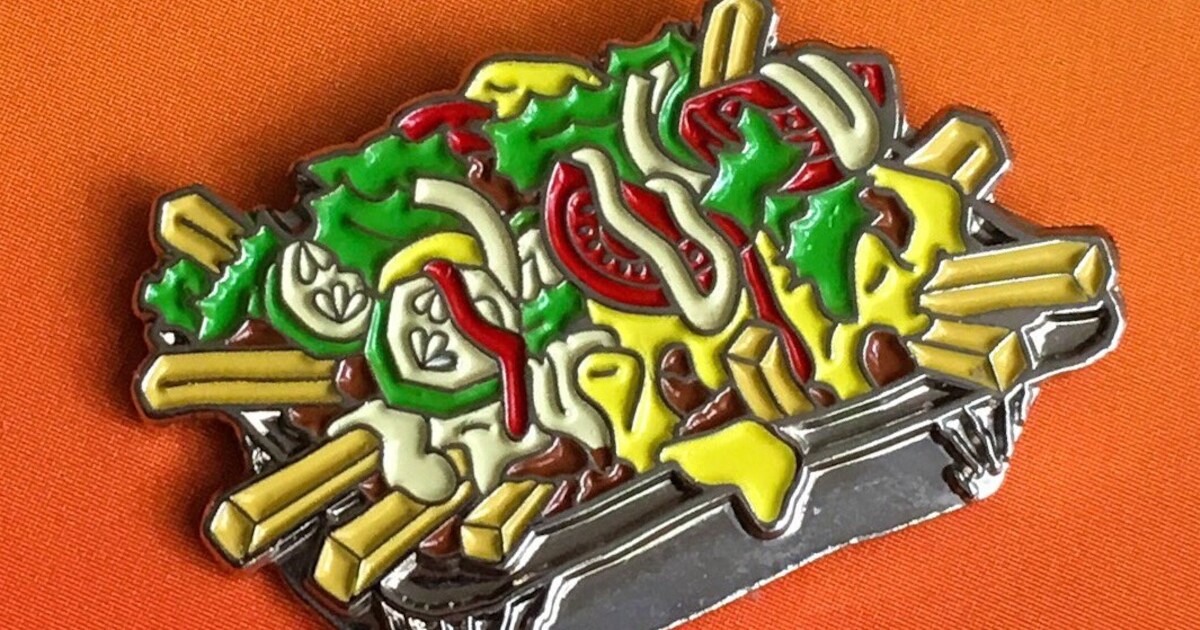 Rotterdamse kunstenaar vereeuwigt Kapsalon met speldje | Regio | AD.nl