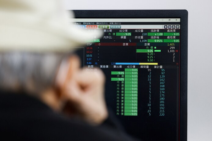 Heffingen VS dreunen door in aandelen: Europese beurzen kelderen, AEX krijgt flinke klap ...