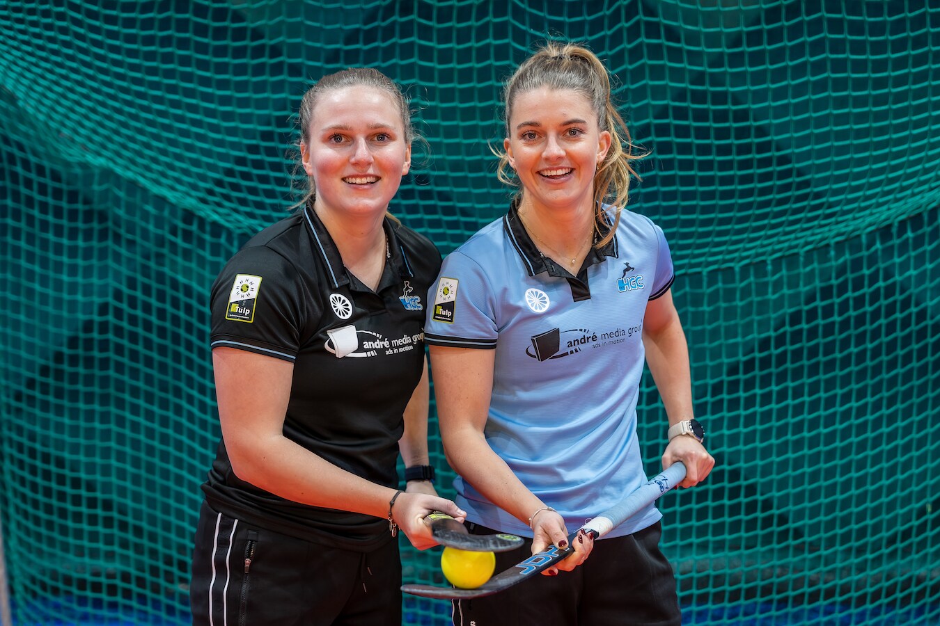 Zussen Isis en Wiesje hockeyen samen in de hoofdklasse: ‘Een blik is ...