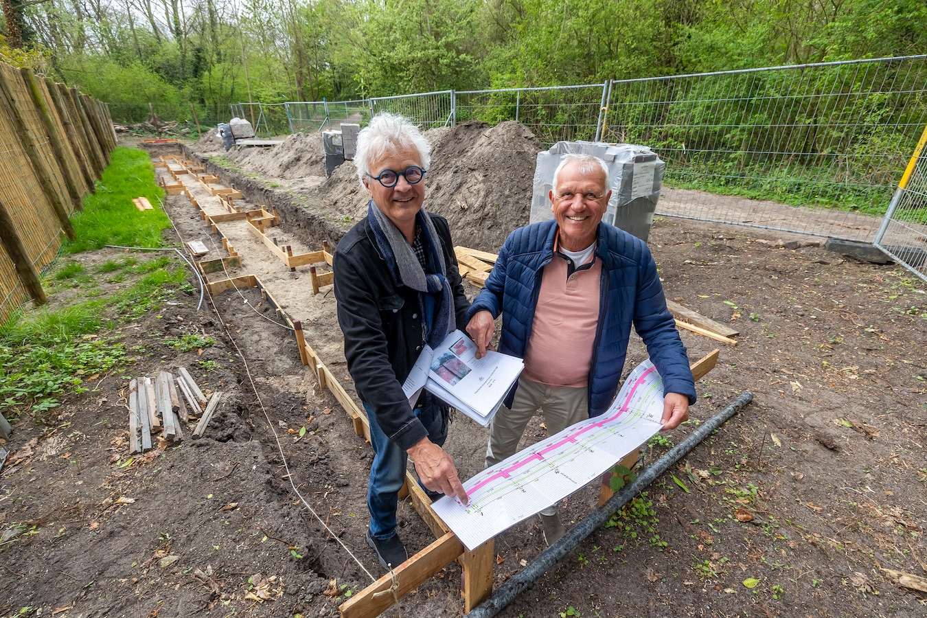 Water ‘eet’ langzaam terras op. Wie helpt Marty aan een nieuwe? | Foto ...