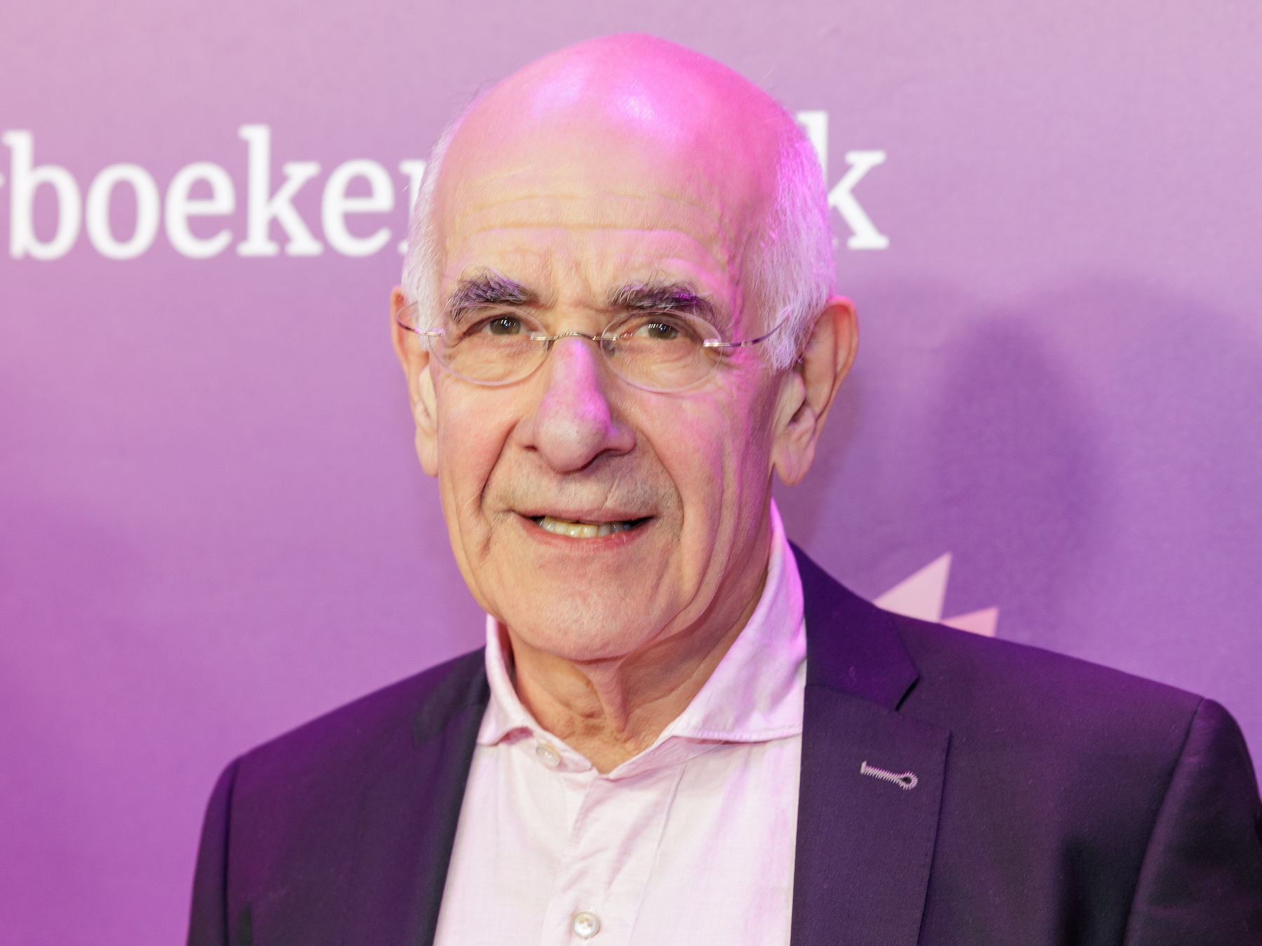 Erica Terpstra (82) gaat nog één keer op tv-reis: ‘Op mijn leeftijd ...