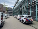 Politie houdt verwarde man aan in Helmond, droeg Chinees vechtwapen bij ...