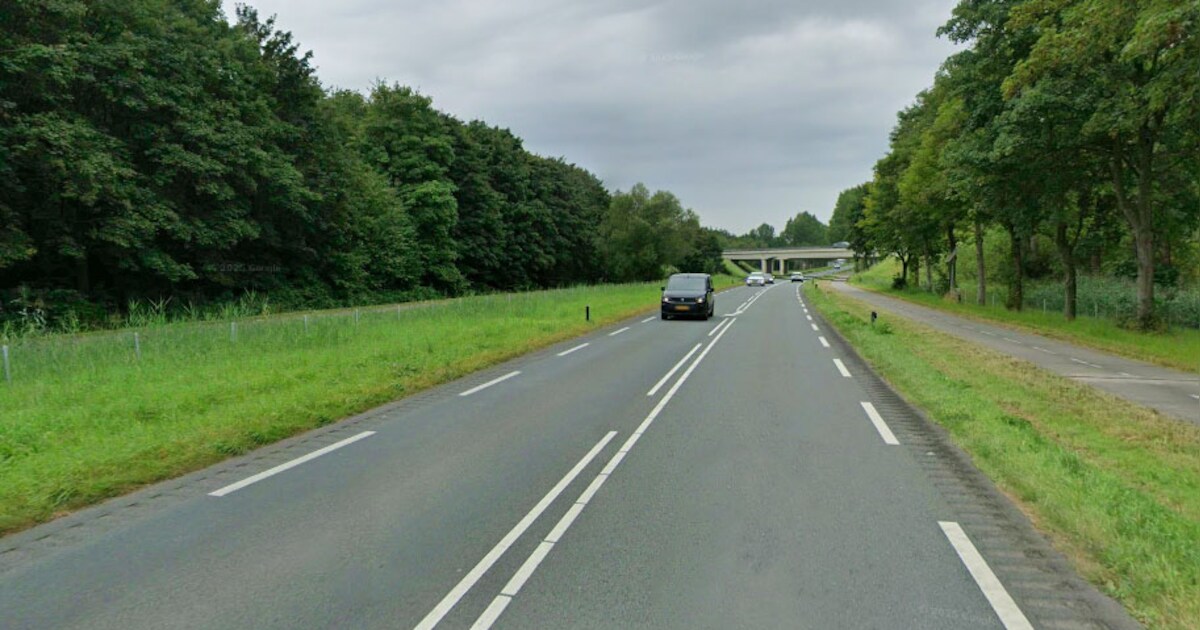Provincie werkt aan fietspad langs weg tussen Dronten en Lelystad ...