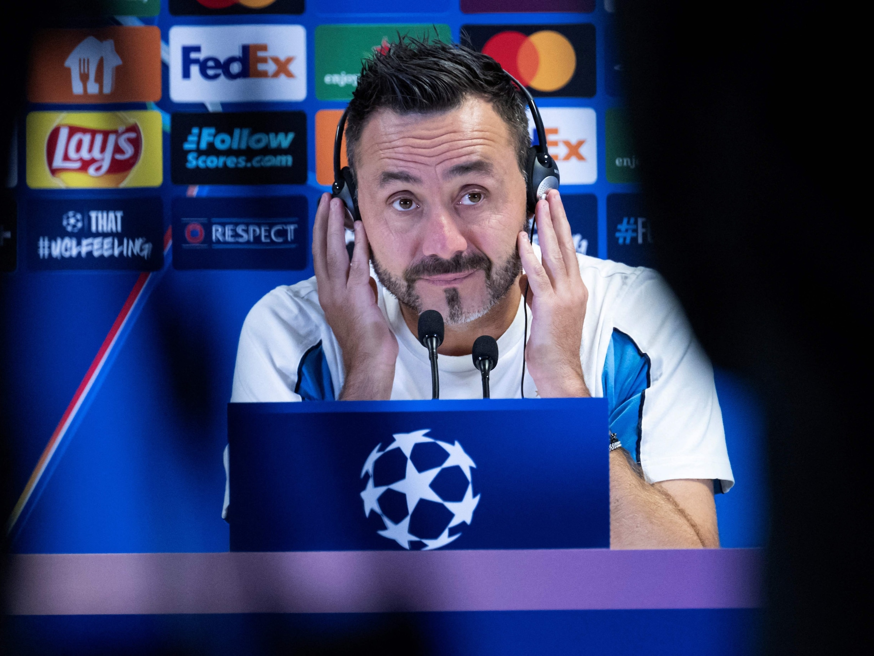 Kater in de Kuip: Oranje geeft zege tegen Polen volstrekt onnodig uit handen | Voetbal | AD.nl