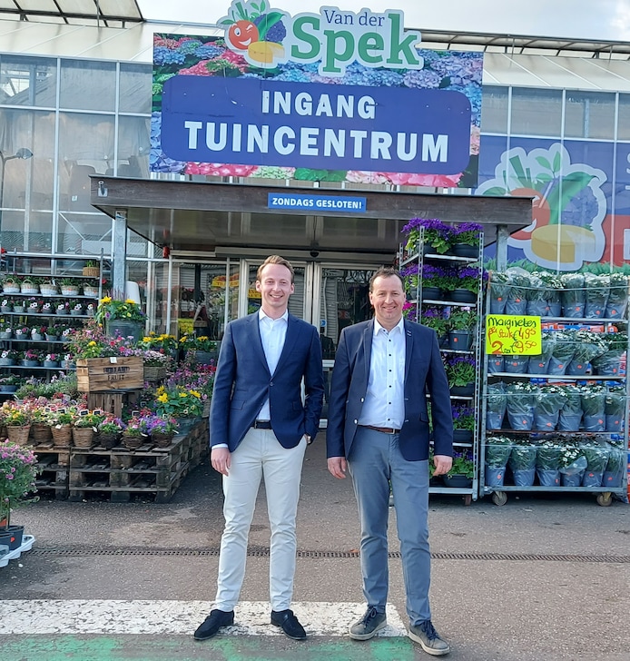 Kolossaal tuincentrum (10.000 m²) wil uitbreiden met horeca en speeltuin; winkelcentra in verzet ...