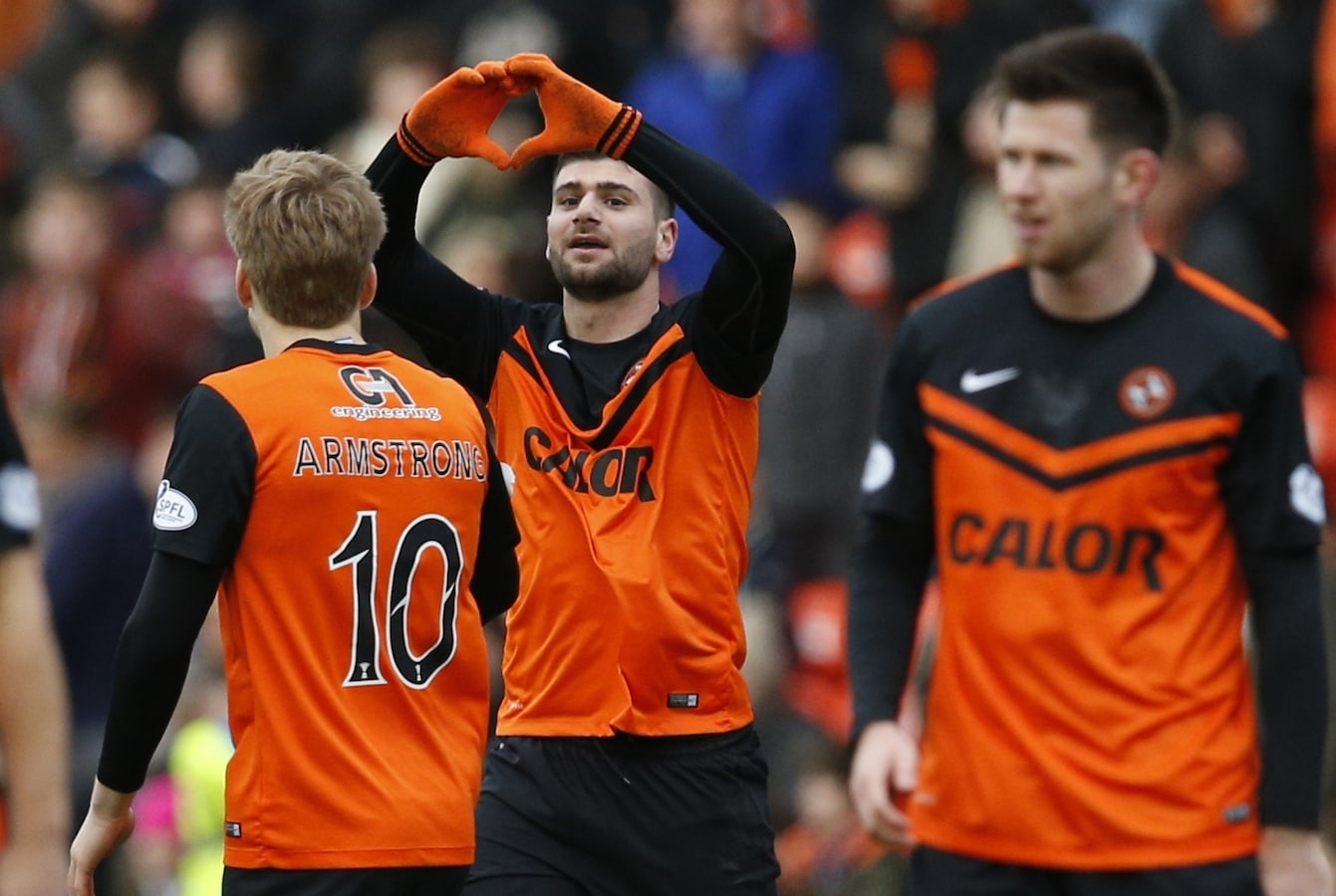 Nadir Çiftçi (ex-NAC) doet Celtic pijn | Foto | AD.nl