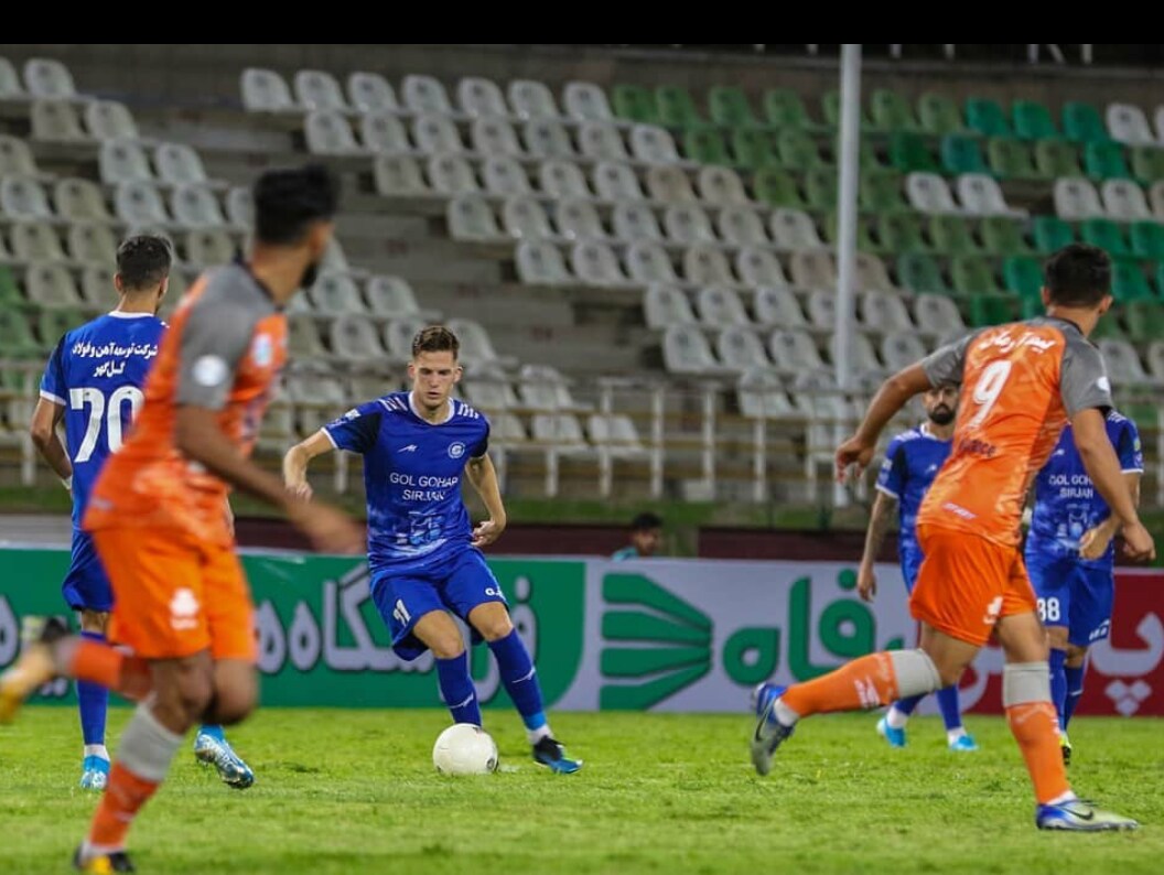 Oud-profvoetballer Kevin Jansen vertrok al na drie maanden uit Iran ...