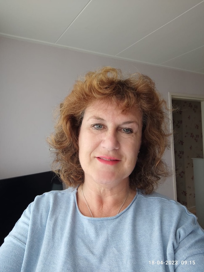 Annemarie moet pedicuresalon nog openen maar maakt nu al reclame met ...