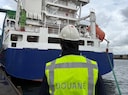 Douane onderschept tientallen containers met mogelijk verboden goederen ...