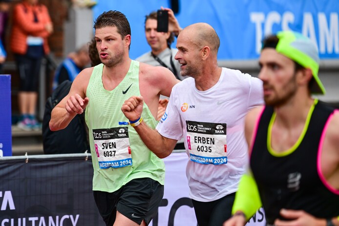 Sven Kramer toont zich ook op zijn eerste marathon een sportief wonder ...