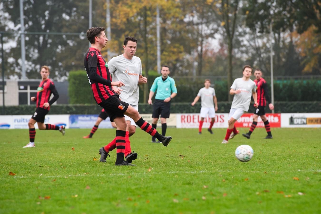 Wernhout pakt historisch punt na zinderende slotfase: ‘Groot feest in ...