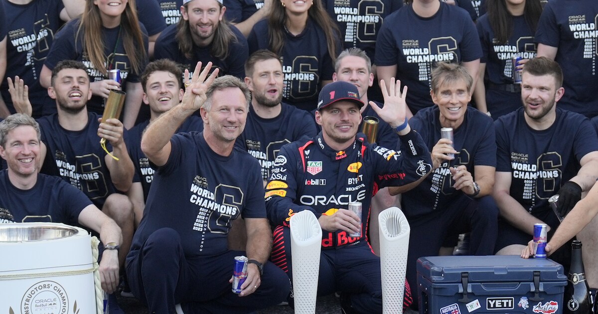 Max Verstappen vertelde tijdens padellen hoe opgeladen hij was: ‘Hij ...