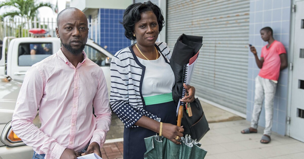 Rappers SFB blijven vastzitten in Suriname | Regio | AD.nl