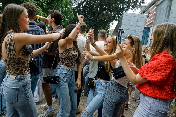 Jammer van Flemming, maar de zondagse regen is vervelender voor Muze ...