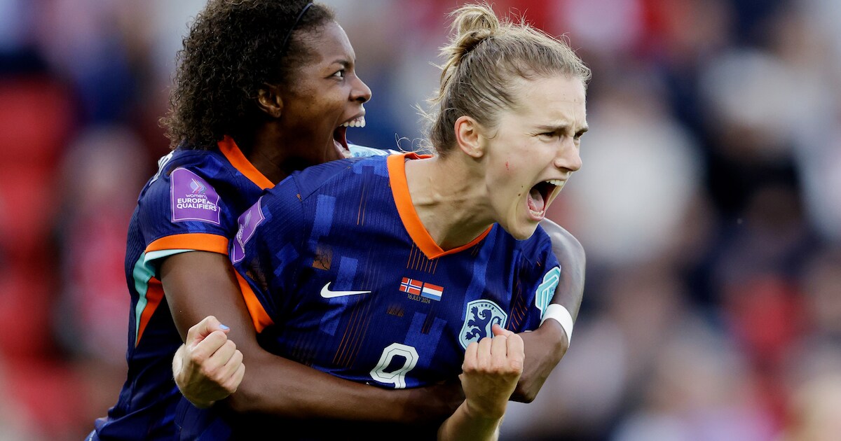 Vivianne Miedema-sprookje helpt Oranje Leeuwinnen naar EK in Zwitserland: ‘Mag heel trots op ...