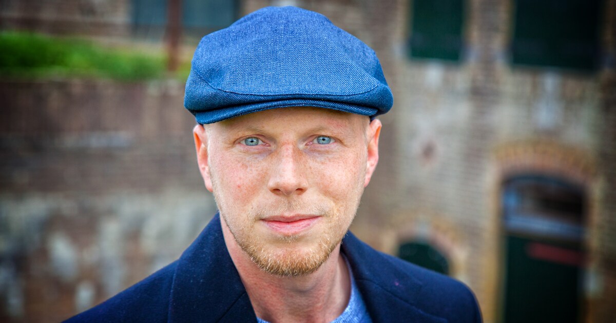 Gorcumse Singer-songwriter Daniel Roos zingt voor het eerst in het ...