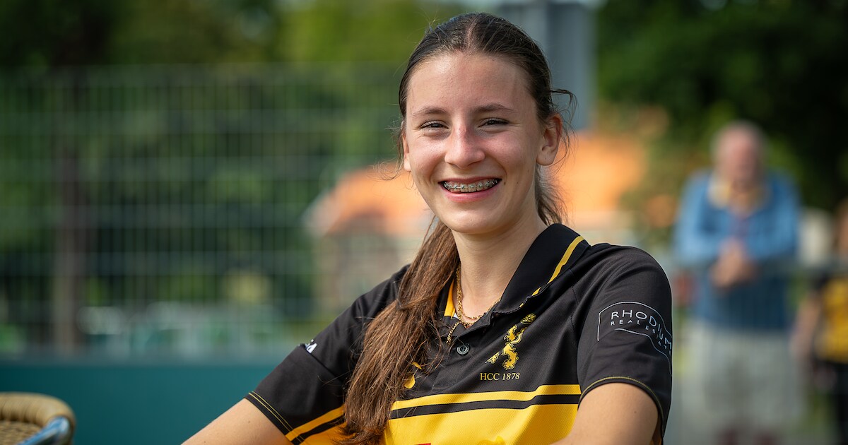 Crickettalent Lara (16) speelt in één weekend voor drie verschillende ...