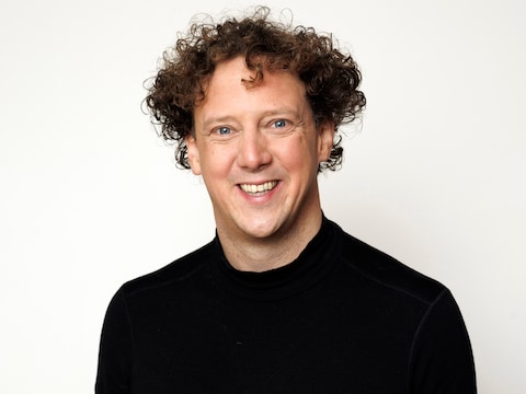 Jochem Myjer vertelt voor het eerst over zieke dochter (8) | Show | AD.nl