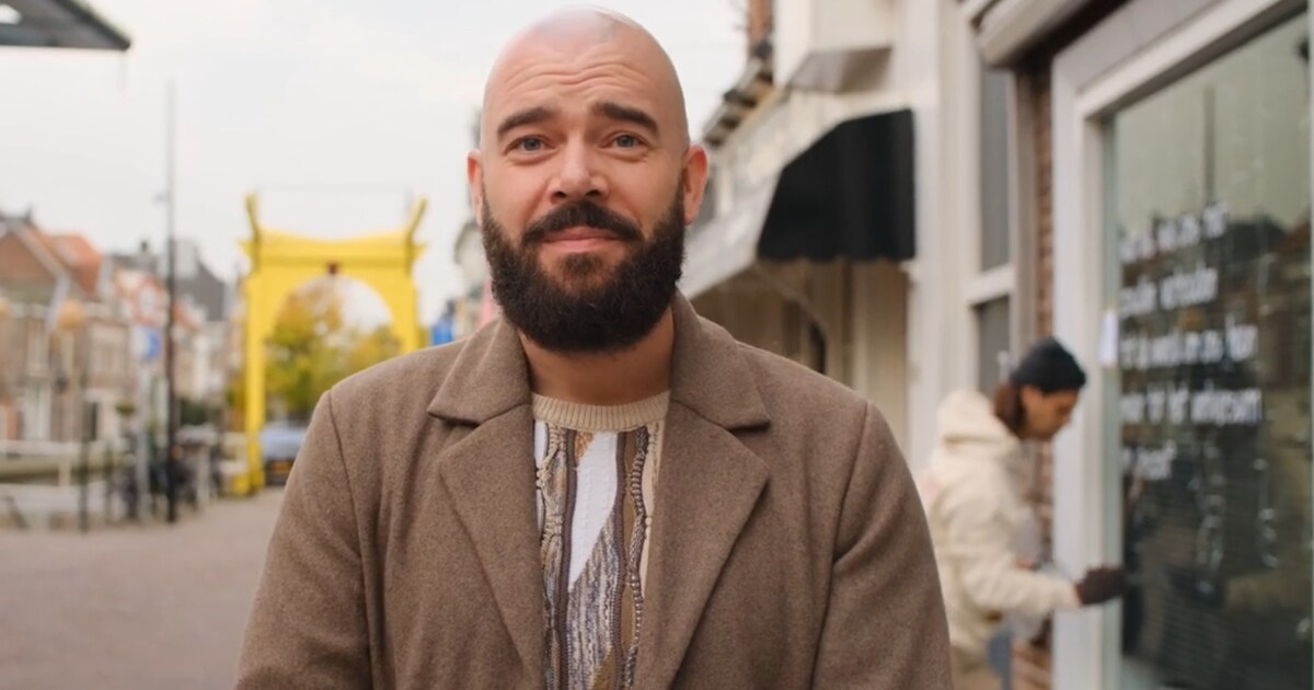 Derek Otte brengt spoken word naar Theater 't Mozaïek | Regio | AD.nl